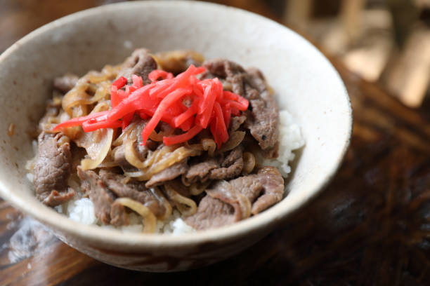 [ All Japan ] Food processing and topping work at a major restaurant's ...